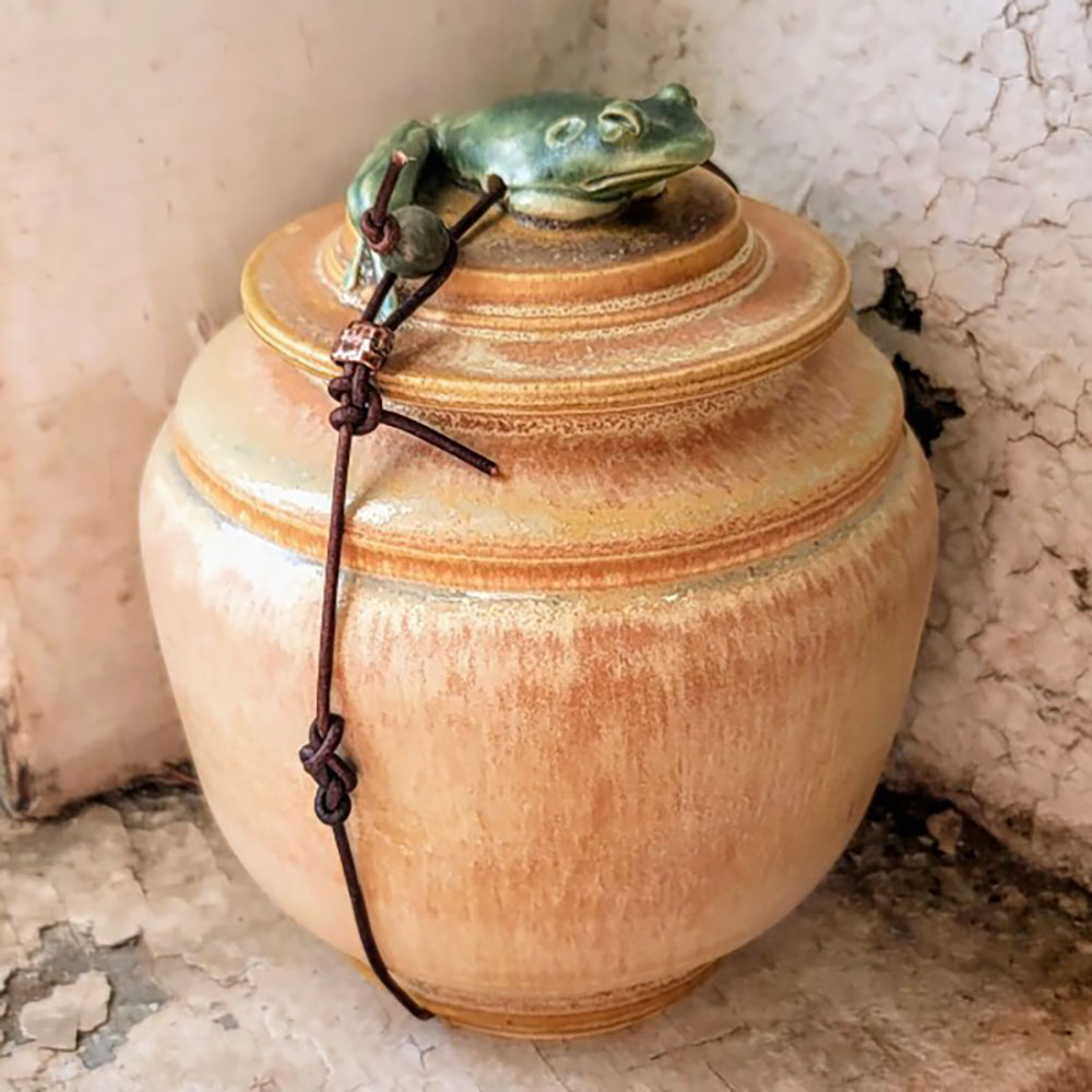 DilcherStutzFrogWishpot | West End Gallery